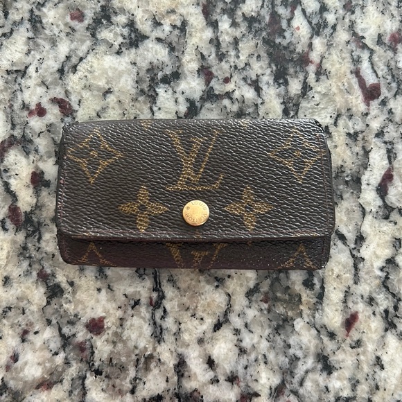 Louis Vuitton | Bags | Louis Vuitton Monogram Key Case | Poshmark